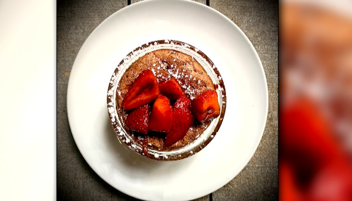Award-winning Irish baker Gavan Knox's 2 ingredient chocolate soufflé