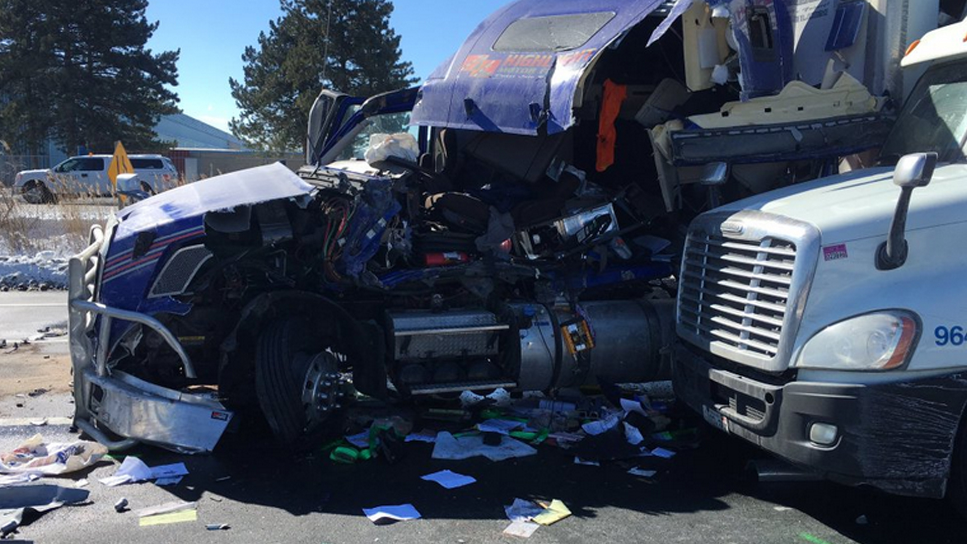 QEW Niagara bound closed at Centennial Parkway after morning collision ...